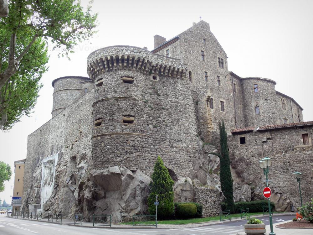 Photos - Tournon-sur-Rhône - Guide Tourisme & Vacances