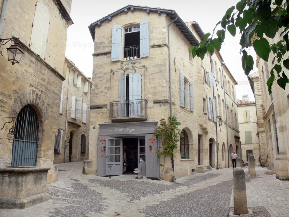Photos - Uzès - Guide Tourisme & Vacances