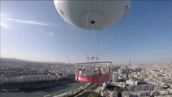 Bilhetes para um voo sobre Paris a bordo da Ballon de Paris Generali ...
