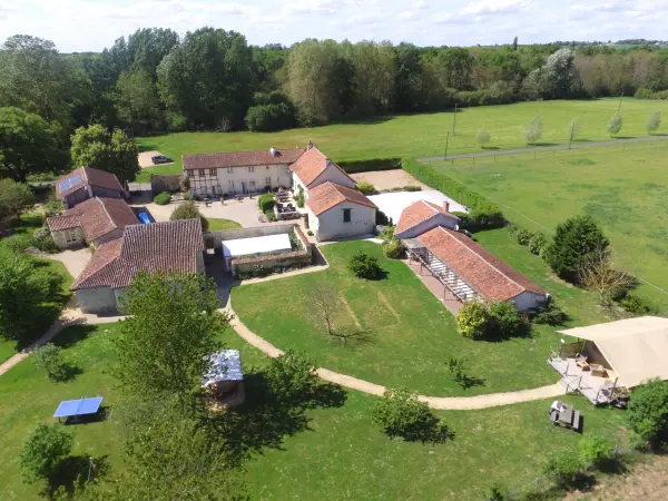 Le clos de saires - Location de vacances à Saires