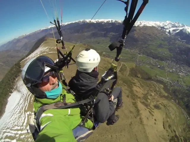 Photos - Maiden flight in a two-seat paraglider - Leisure activity in ...