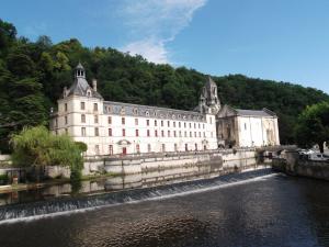 Brantôme - Tourism & Holiday Guide