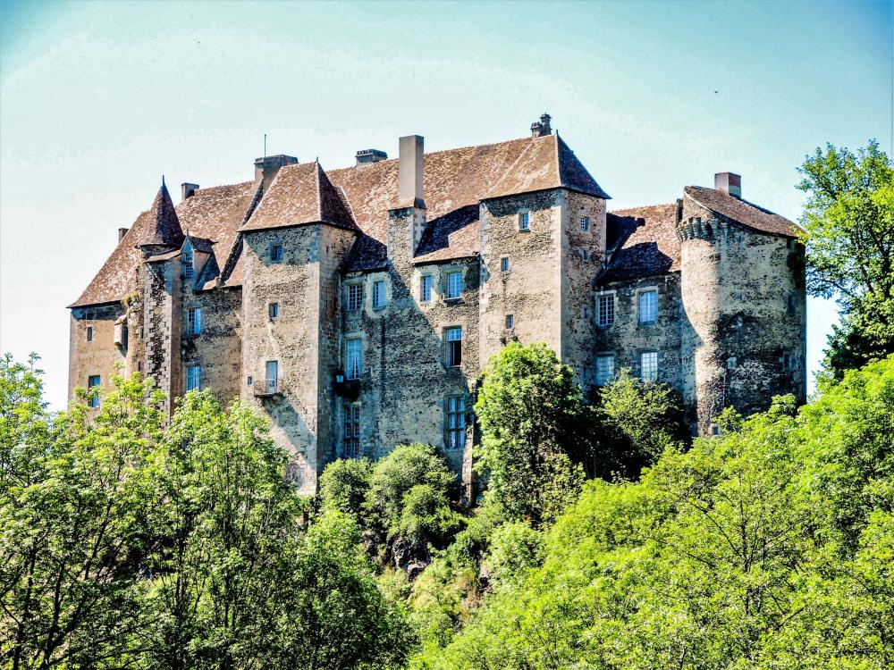 Photos - Le château de Boussac - Guide Tourisme & Vacances